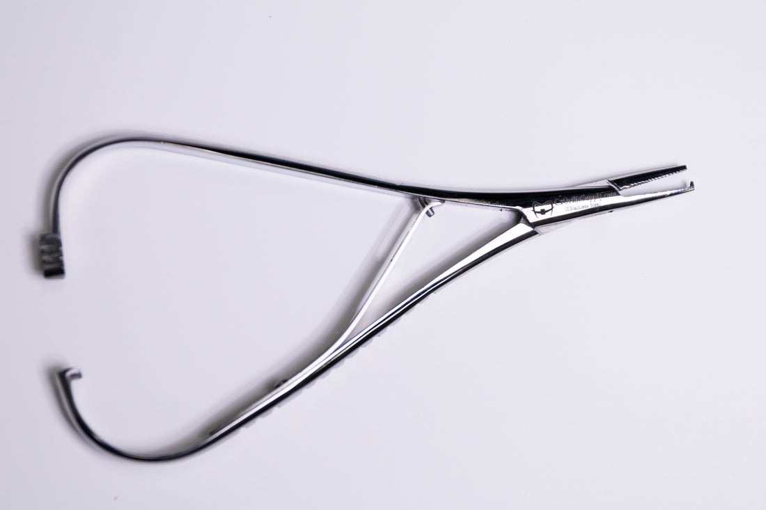 Mathieu Plier with Hook – Cx Orthodontic Supply