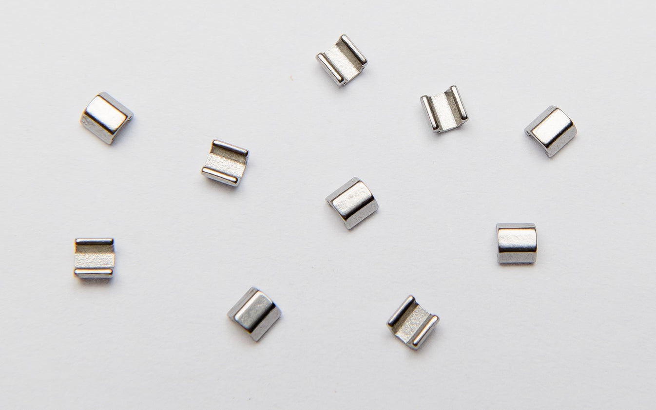 Crimpable Stops (Pack of 10) – Cx Orthodontic Supply