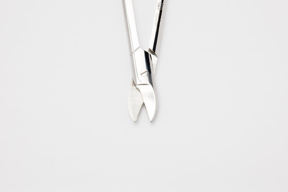 Retainer Scissors (Straight or Curved) – Cx Orthodontic Supply