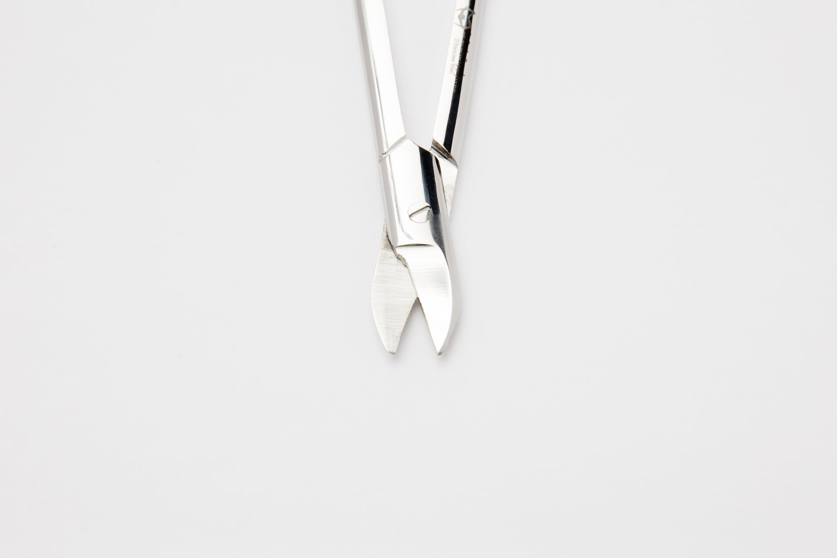 Retainer Scissors (Straight or Curved) – Cx Orthodontic Supply